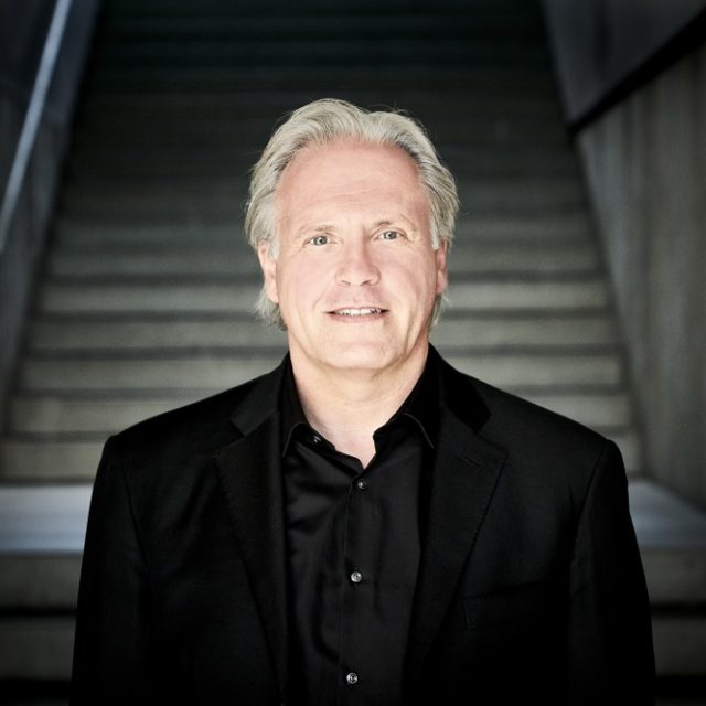 Dirigent Markus Stenz zum Professor an die Hochschule für Musik Hanns ...